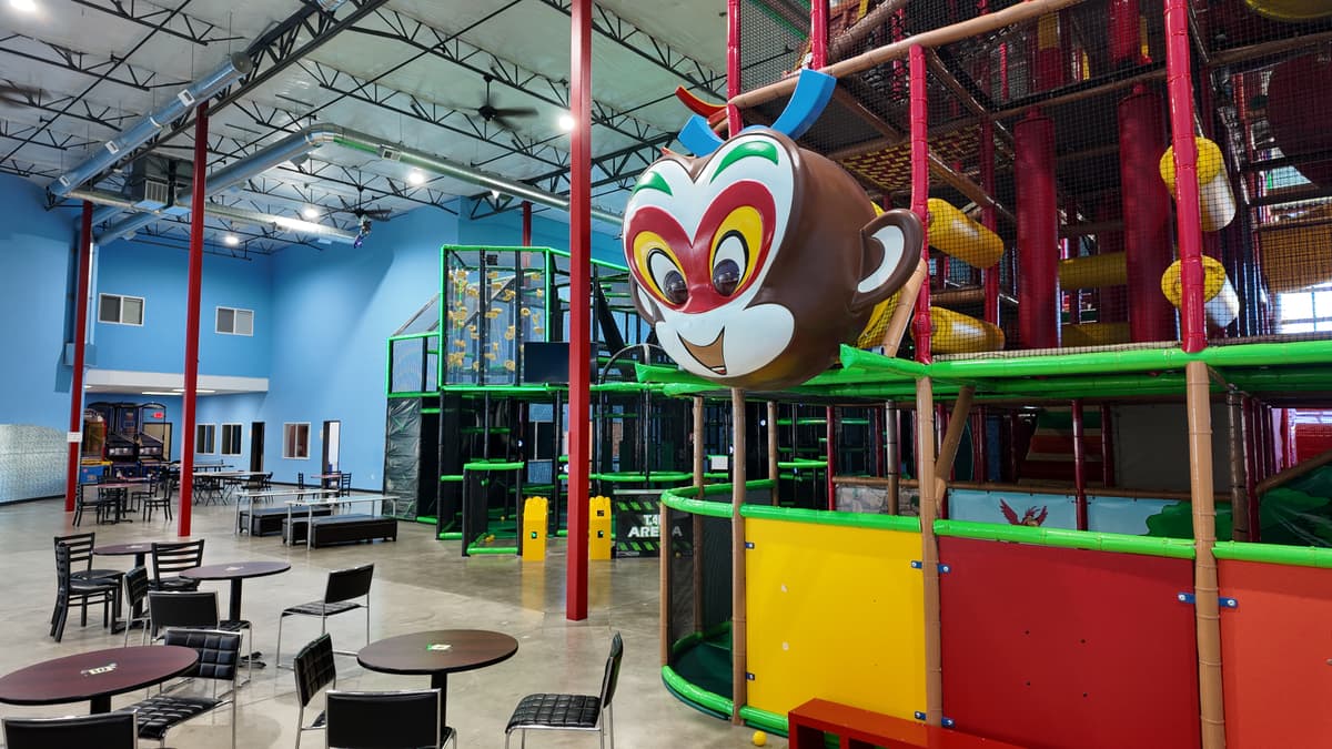 Xplore - Fun Place to Eat, Drink & Play with your loved ones!